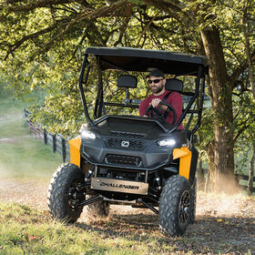 Challenger 400 4x4 - 37BV3BHK010 | Cub Cadet US