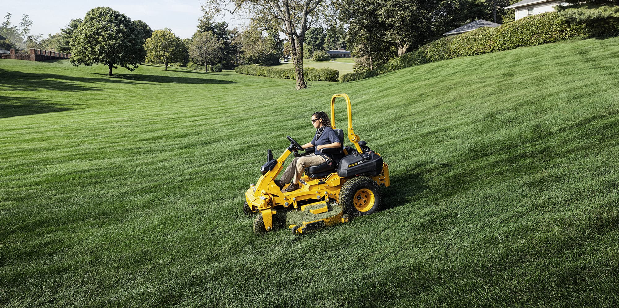 Commercial zero turn mowers store